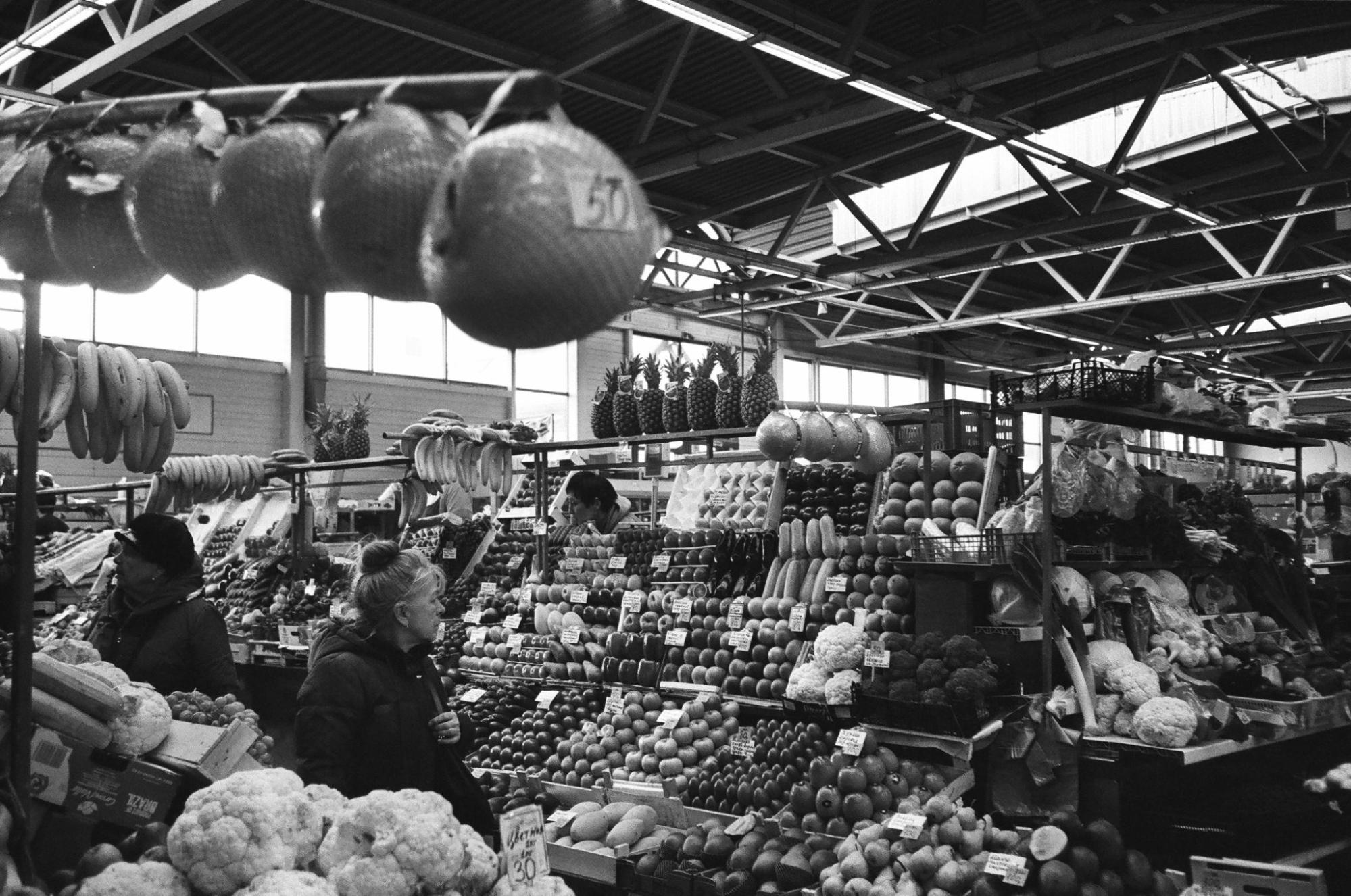Bargaining Power of Suppliers - Factors that Give Suppliers Power ...