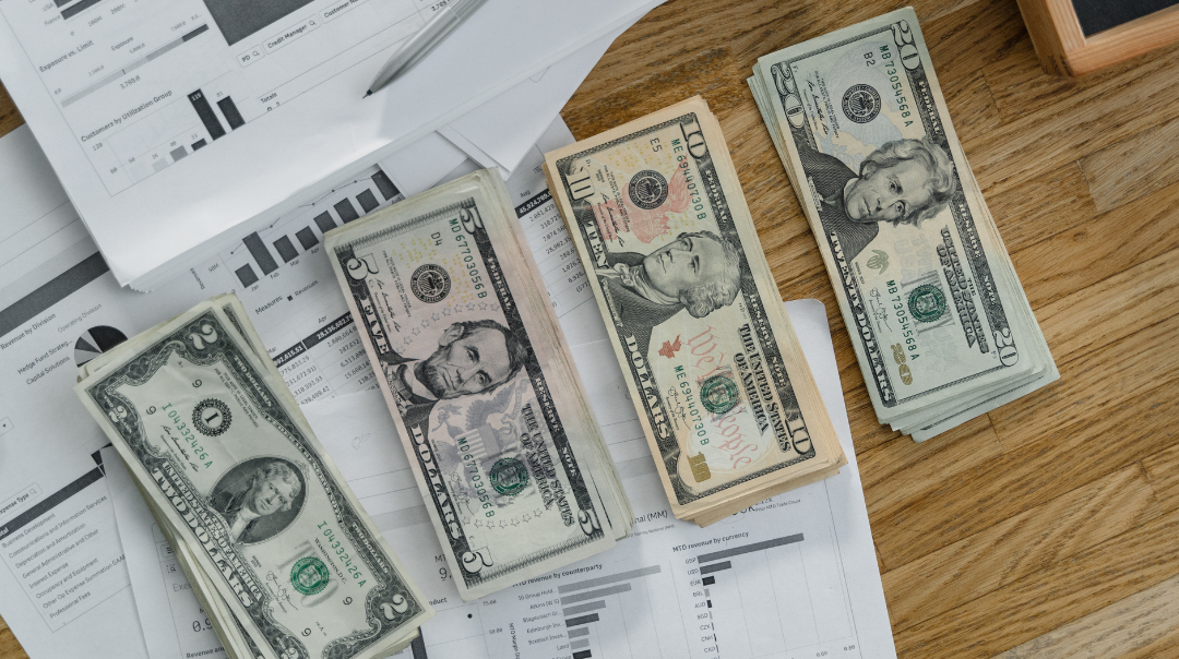 Investment Banking Salary Guide - Overview of Compensation | Wall ...